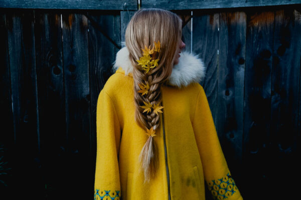 roxiejanehunt | French Braided Pony with Maple Leaves.